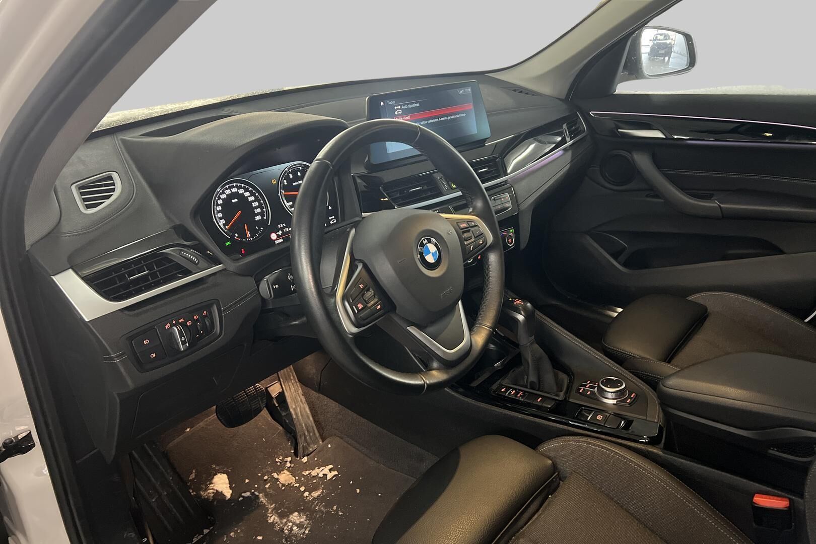 BMW X1 F48 xDrive25e A Charged Edition Sport - Head up / Navi / Koukku ...